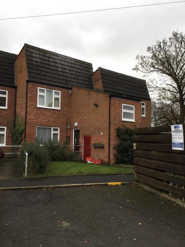 Grange Close, Warwick CV34 1 bed apartment - £605 pcm (£140 pw)