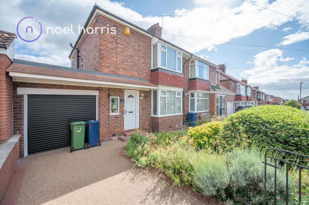 Eaglescliffe Drive, Cochrane Park, NE7 2 bed semi-detached house - £200,000