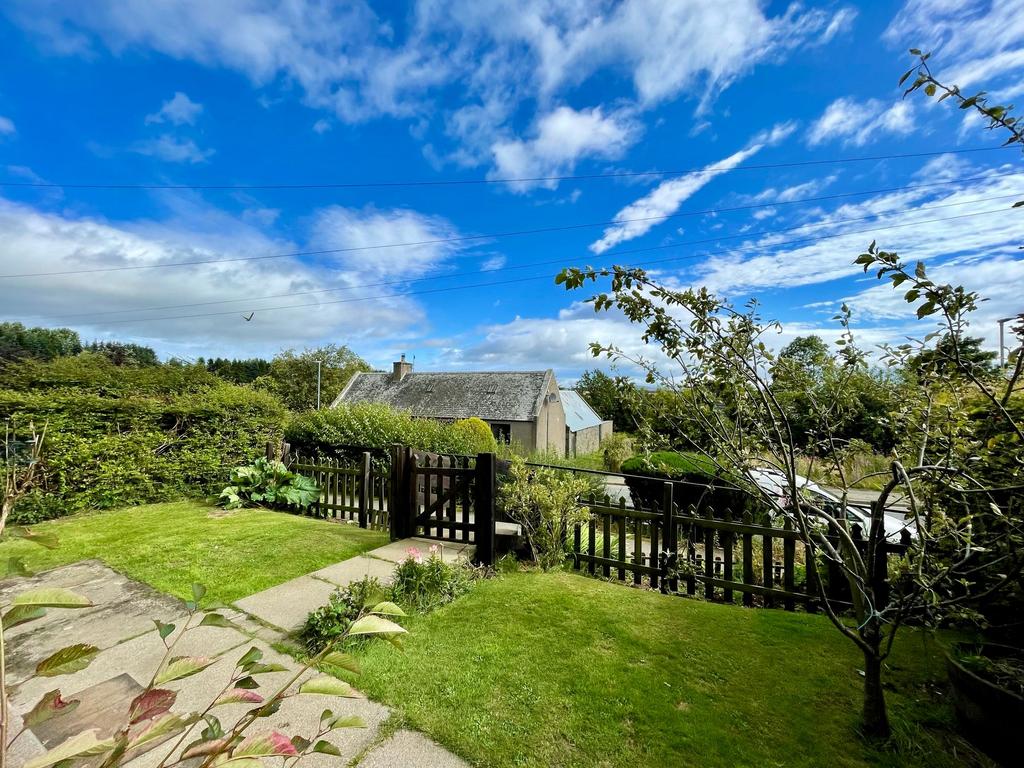 Clatt, Huntly, AB54 3 bed villa - £120,000