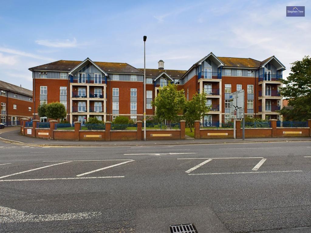 Newton Drive, Blackpool, FY3 1 bed apartment for sale - £90,000