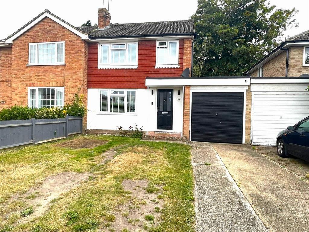Quentin Road, Woodley, Reading 2 bed semi-detached house for sale - £ ...