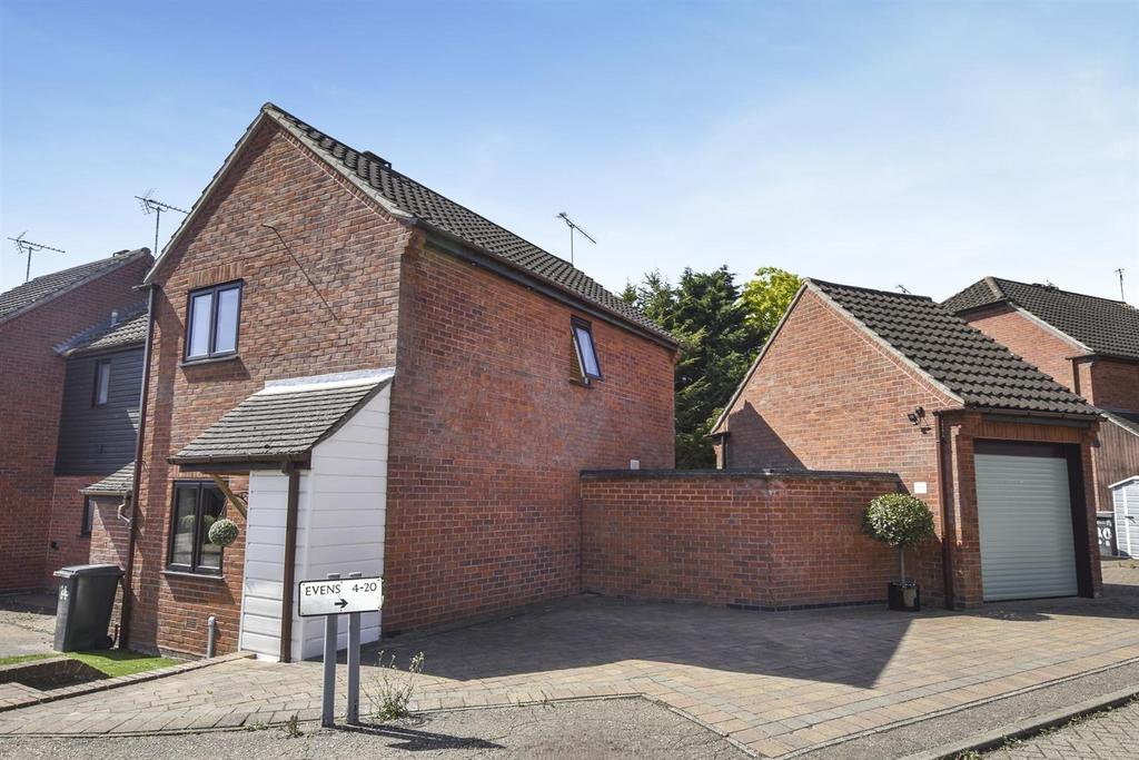 Coburg Place, South Woodham Ferrers 2 bed end of terrace house - £350,000