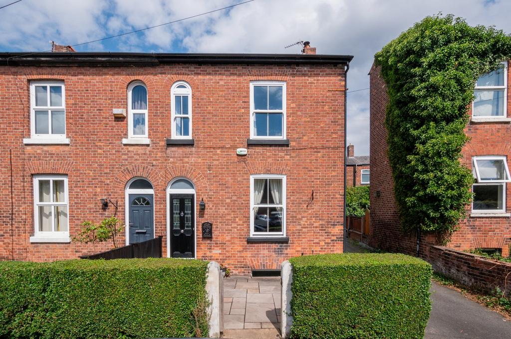 South Grove, Sale, Cheshire, M33 3 bed end of terrace house - £1,550 ...