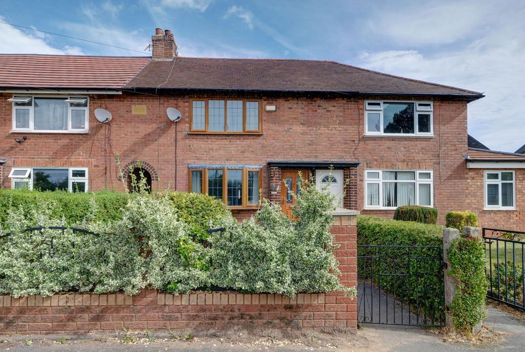Paddock Lane, Lymm WA13 3 bed terraced house - £295,000