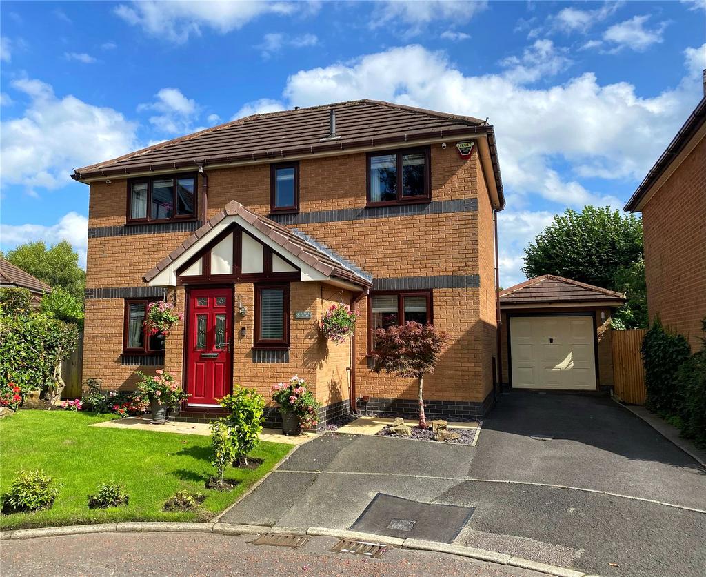 Little Flatt, Passmonds, Rochdale... 3 bed detached house - £300,000