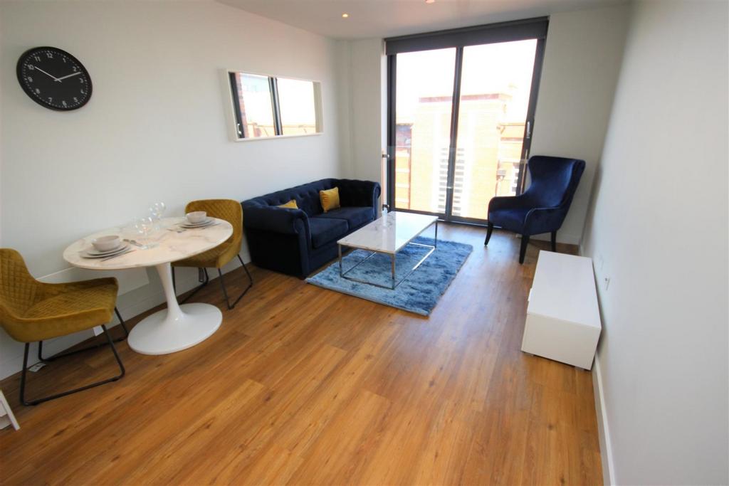 Mount Yard, 2 Old Mount Street... 1 bed apartment - £1,250 pcm (£288 pw)