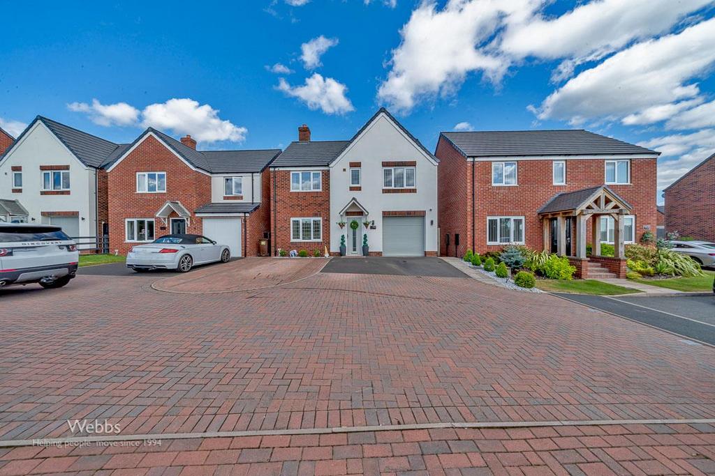 Miners Way, Hednesford, Cannock WS12 5 bed detached house for sale - £ ...