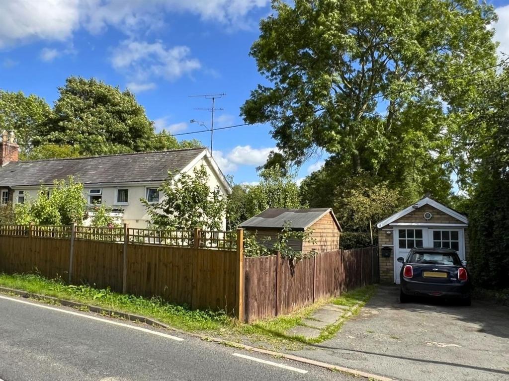 Kiln Lane, Cross Lanes. 3 bed semi-detached house for sale - £240,000