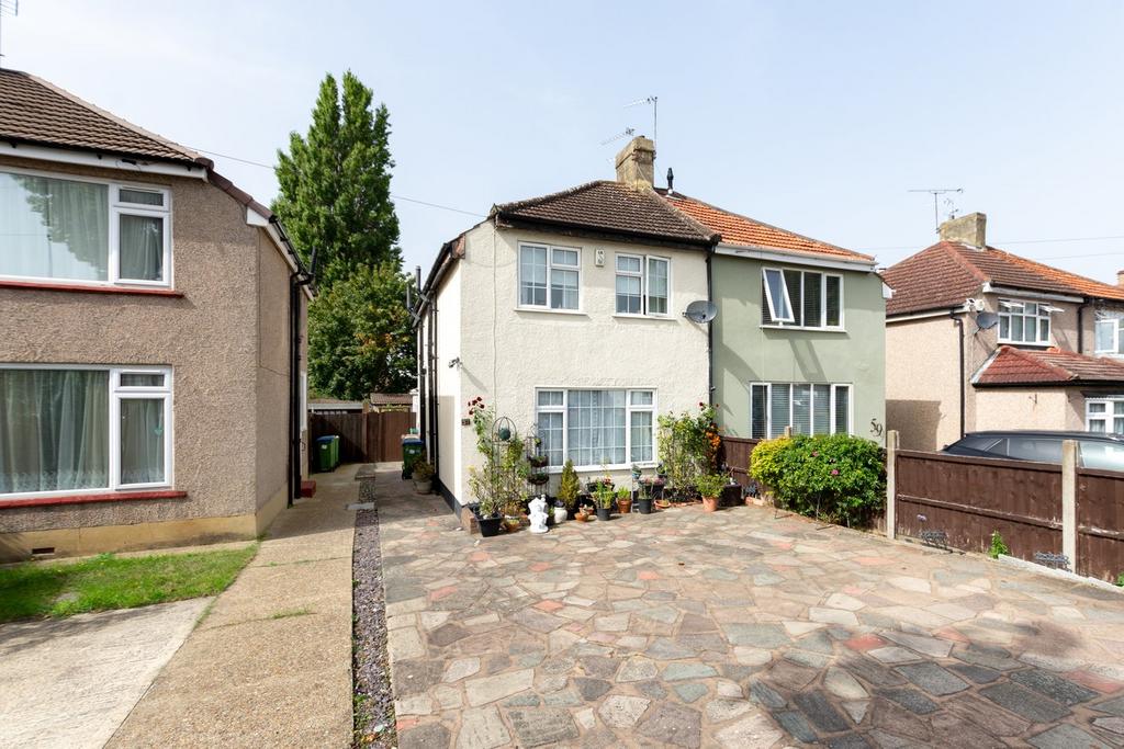 Wyncham Avenue, Sidcup, DA15 2 bed semi-detached house - £475,000