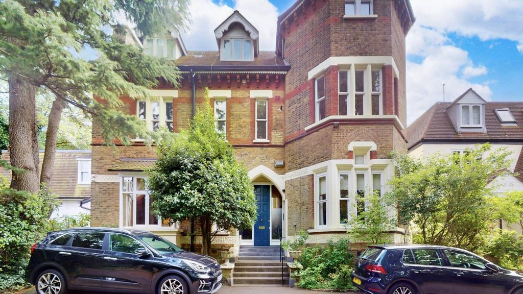 Broadlands Road, London N6 3 bed flat to rent - £3,683 pcm (£850 pw)