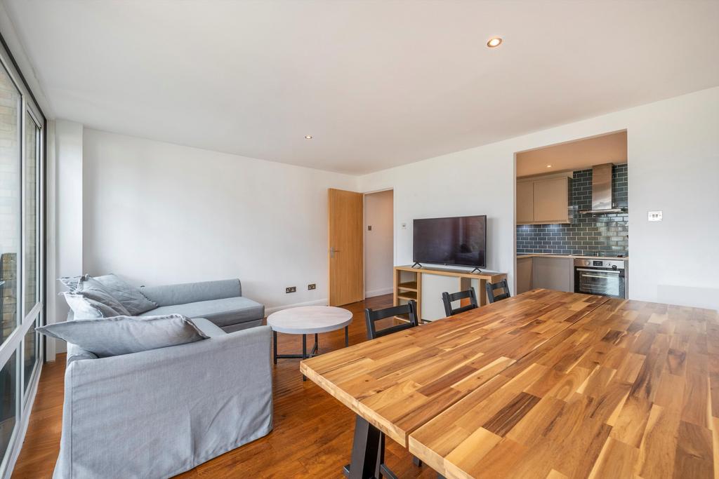Medland House, Branch Road, London, E14 2 bed apartment - £580,000