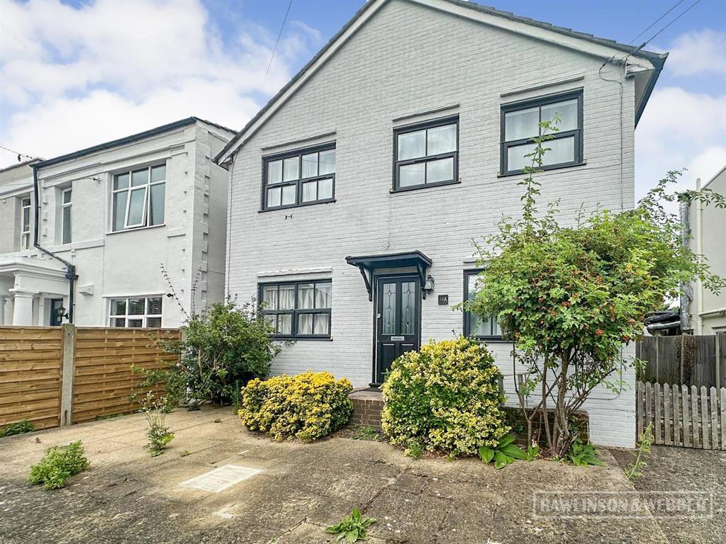 Park Road, East Molesey KT8 2 bed apartment - £399,950