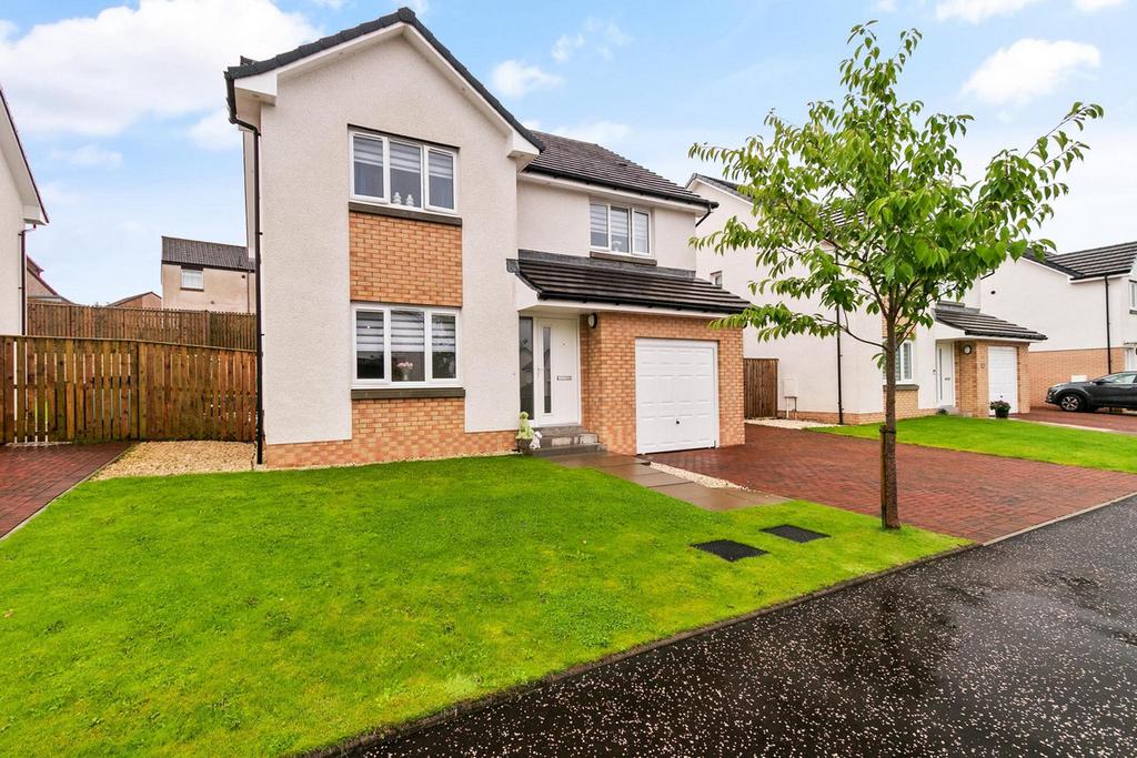 The Glebe, Inverkip, PA16 4 bed detached house - £350,000