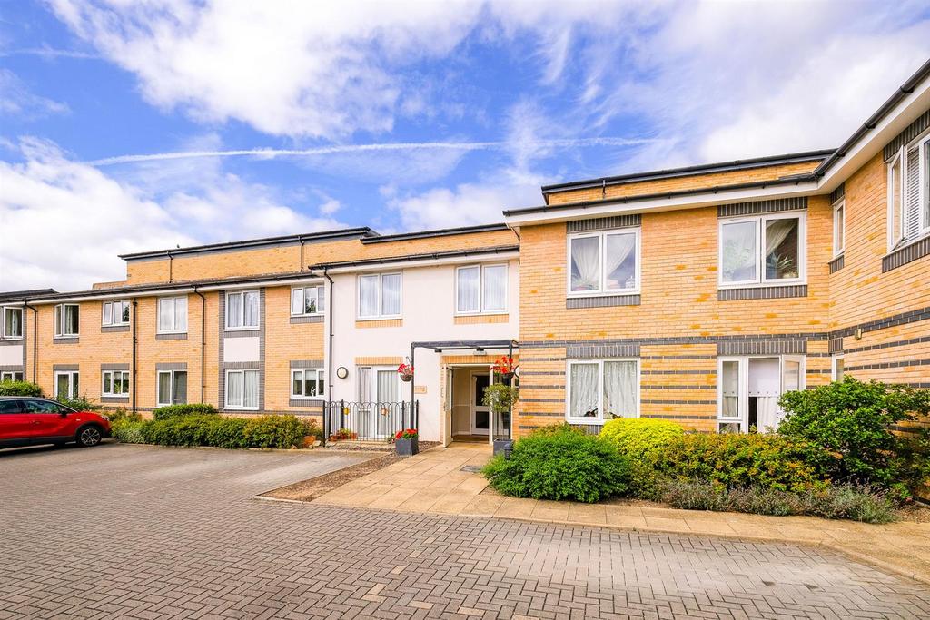 King Henry Lodge, Hall Lane, Chingford 2 bed retirement property for ...