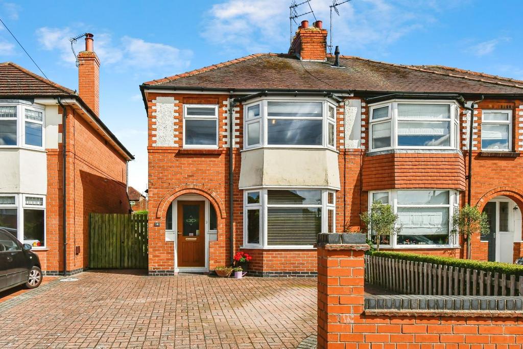 White House Drive, York YO24 1ED 3 bed semi-detached house - £440,000