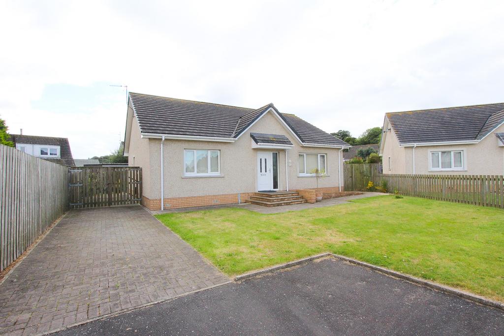 15 Baird Drive, Sandhead DG9 3 bed bungalow - £200,000