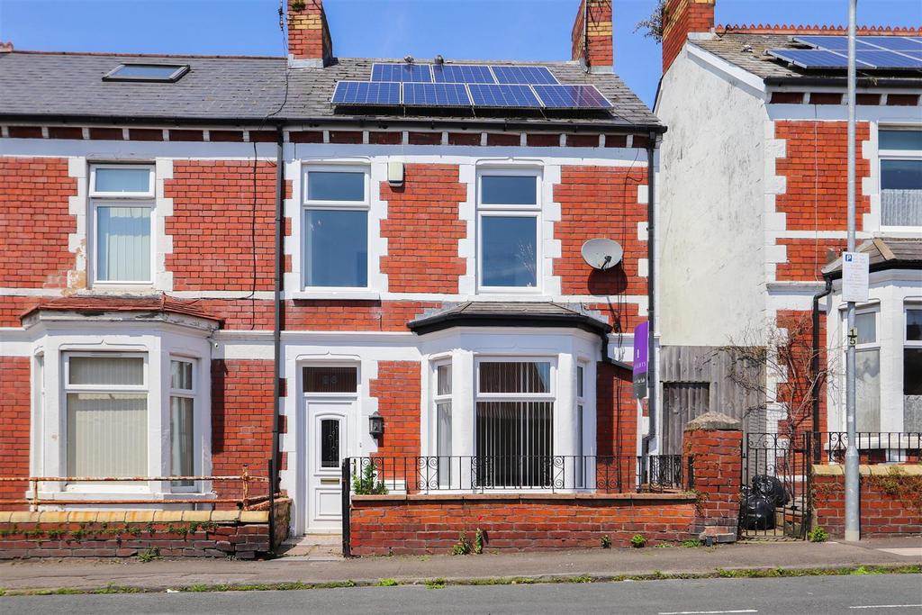 Woodlands Road, Barry 3 bed end of terrace house - £235,000