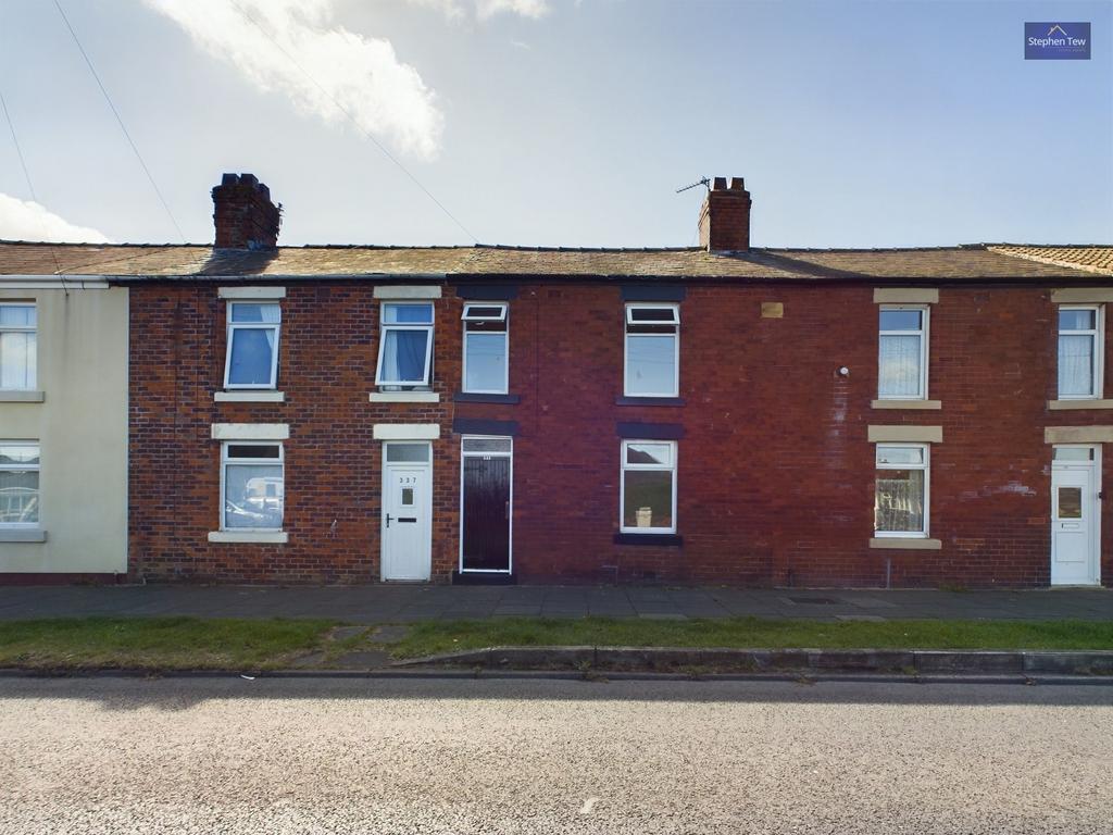 Highfield Road, Blackpool, FY4 2 bed terraced house - £650 pcm (£150 pw)