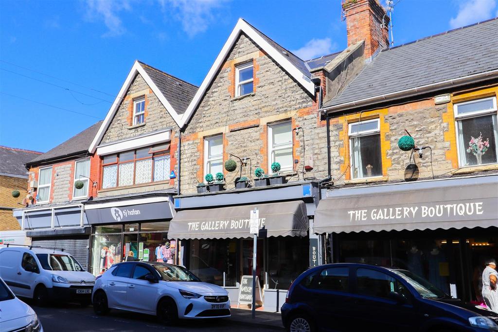 High Street, Barry Property - £225,000