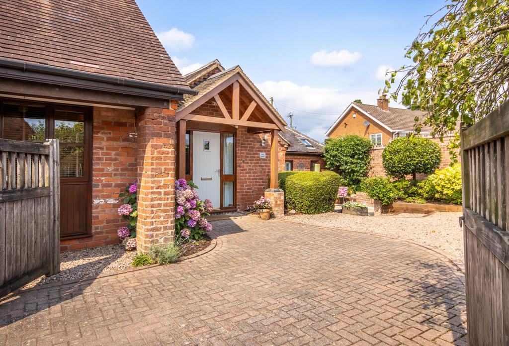 Fockbury Road, Worcestershire B61 3 bed house for sale - £600,000