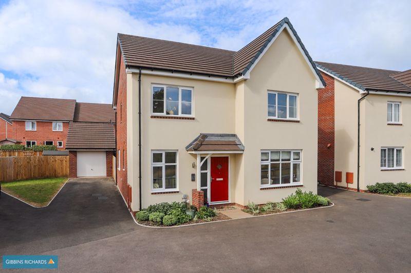 Rose Close, Wellington 4 bed detached house - £425,000