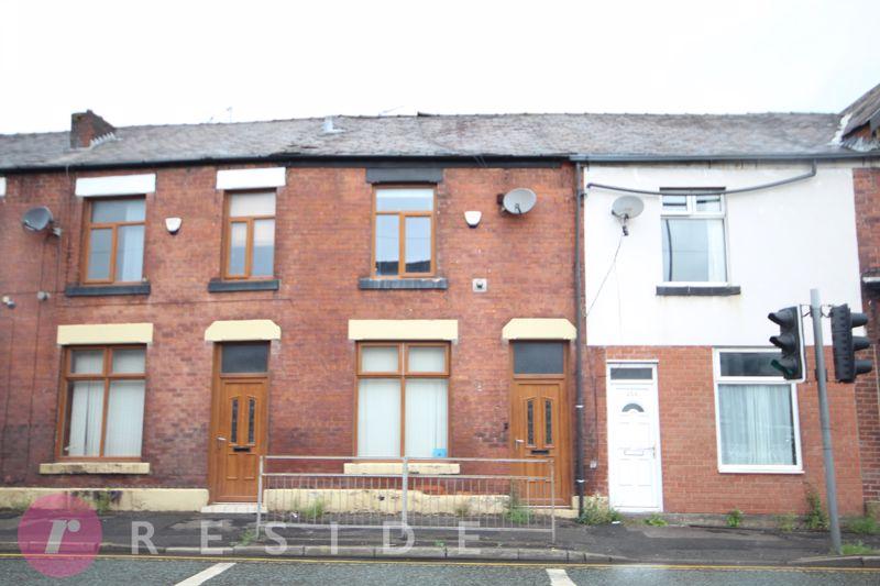 Bury Road, Rochdale OL11 2 bed terraced house - £125,000