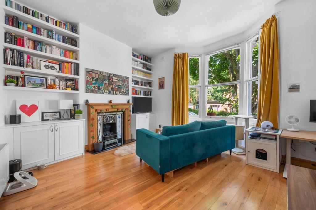 Poets Road, London, N5 1 bed flat - £500,000