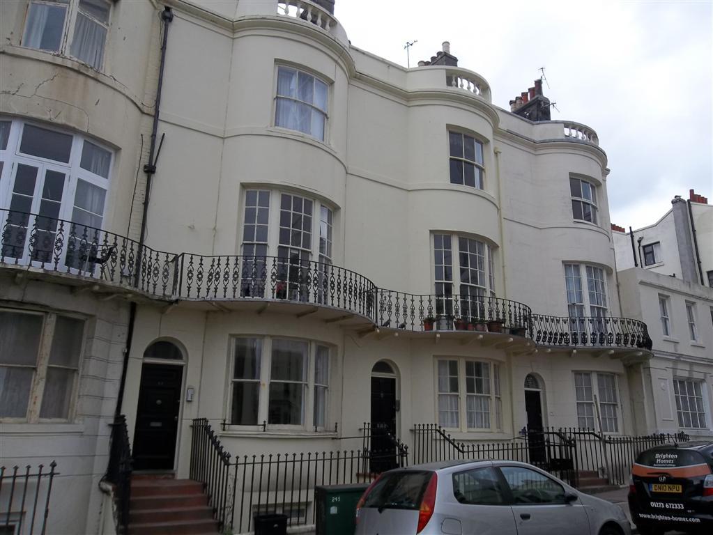 Brighton BN1 1 bed flat - £1,000 pcm (£231 pw)