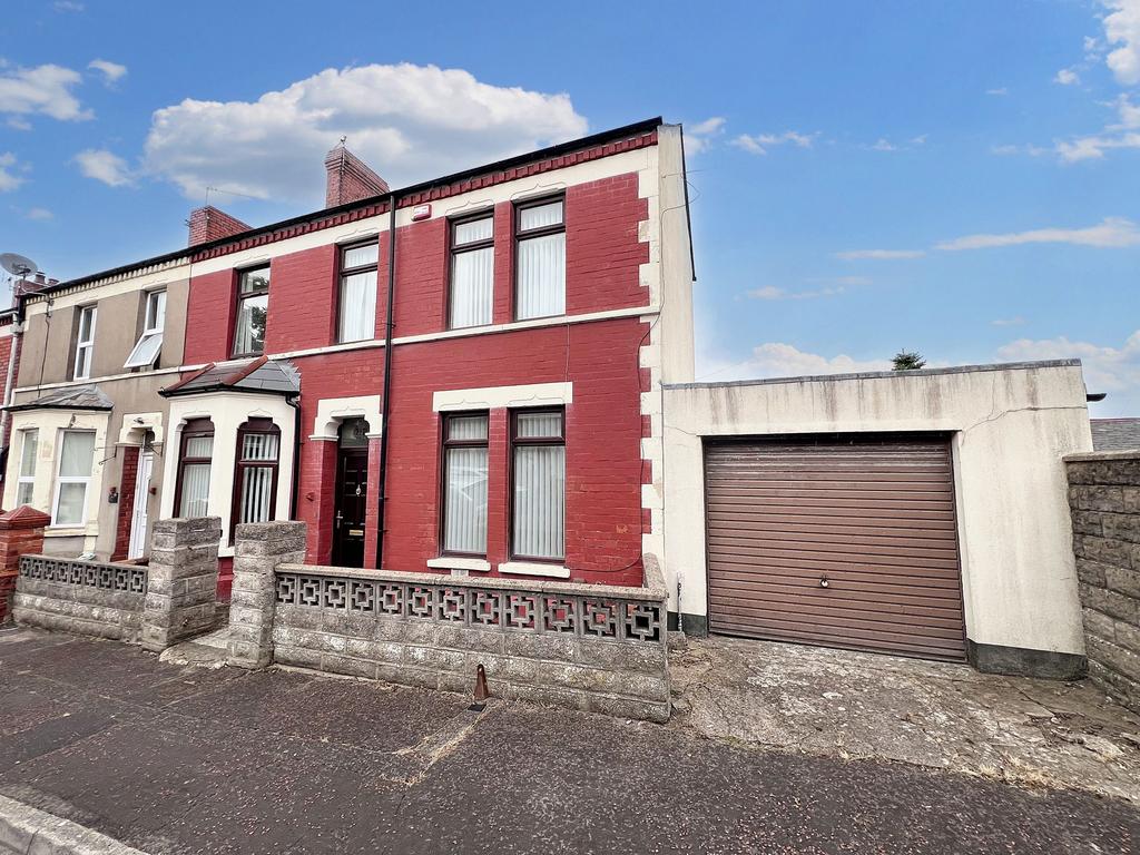 Wynd Street, Barry, CF63 3 bed end of terrace house - £200,000
