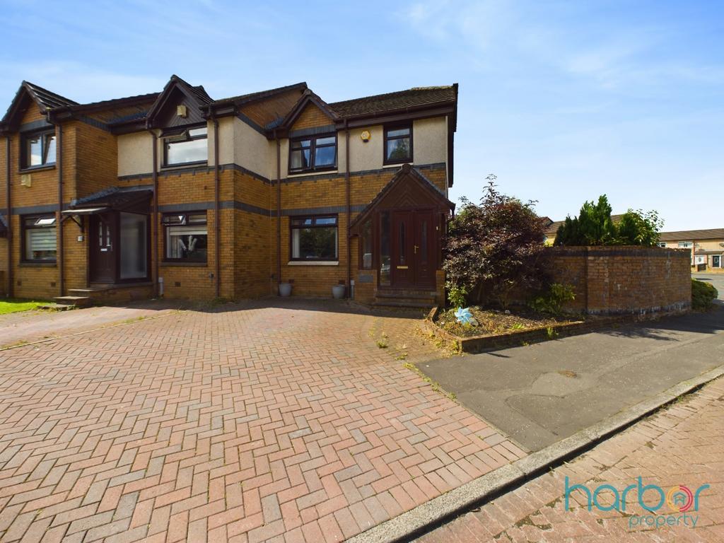 Colgrave Crescent, Tollcross... 3 bed end of terrace house - £150,000