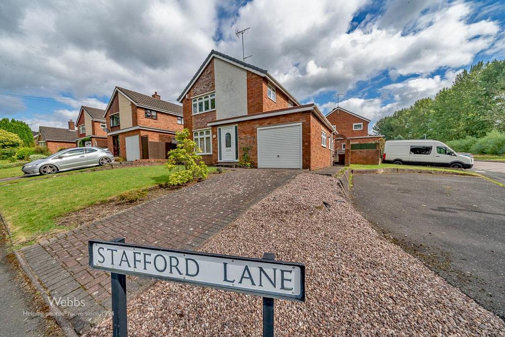 Stafford Lane, Cannock WS12 3 bed detached house - £300,000