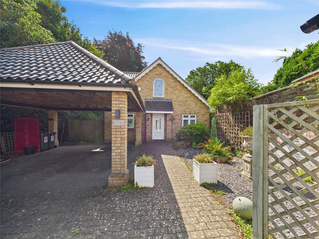 Foxhall Road, Ipswich, Suffolk, IP4 4 bed bungalow for sale - £500,000