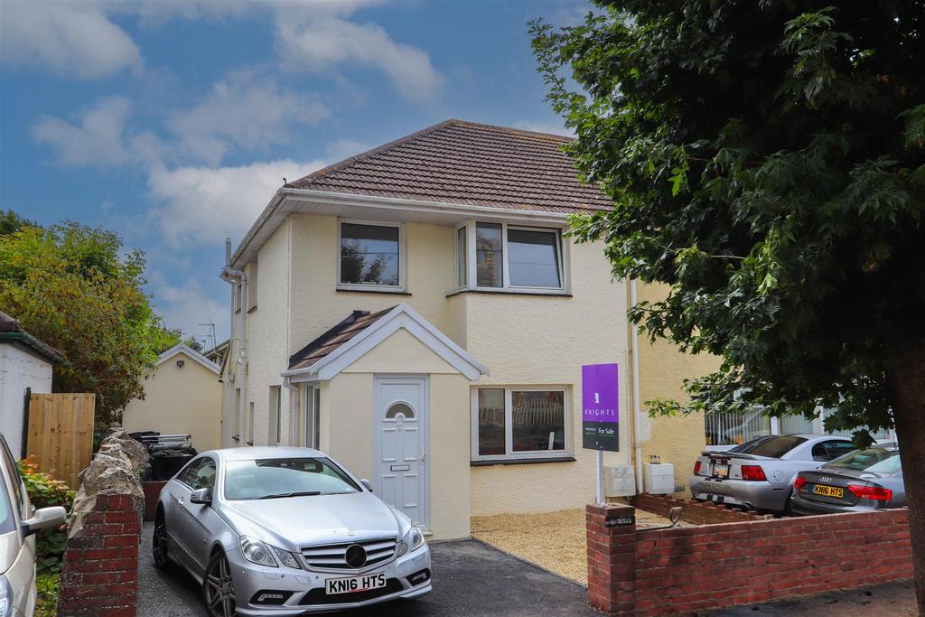 Rhoose Road, Rhoose, Barry 3 bed semi-detached house - £345,000