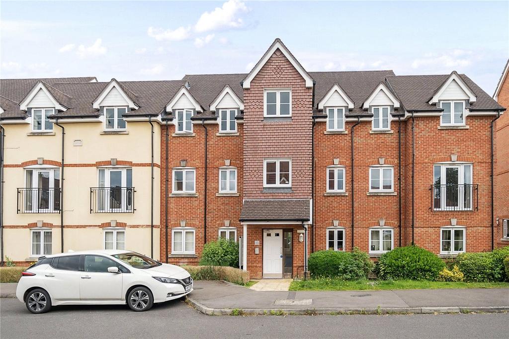 Garstons Way, Alton GU34 2 bed apartment - £1,300 pcm (£300 pw)