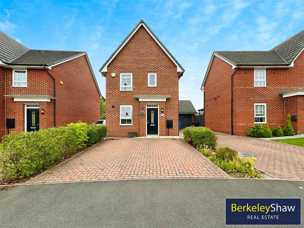Springwell Avenue, Roby, Liverpool 3 bed detached house - £275,000