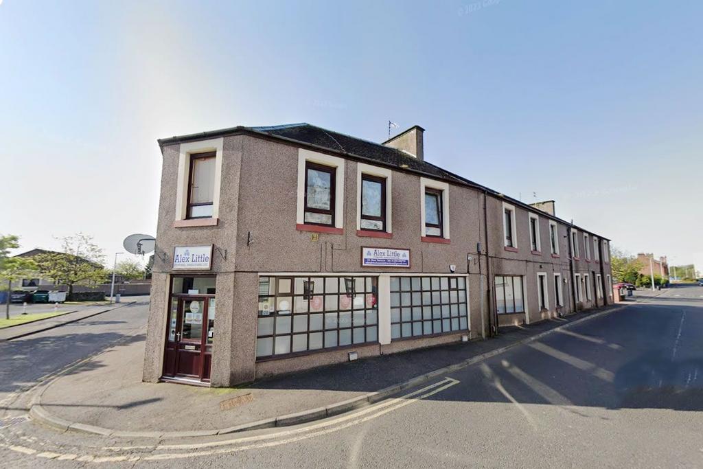 High Street, Methil, Fife KY8 1 bed flat - £18,000