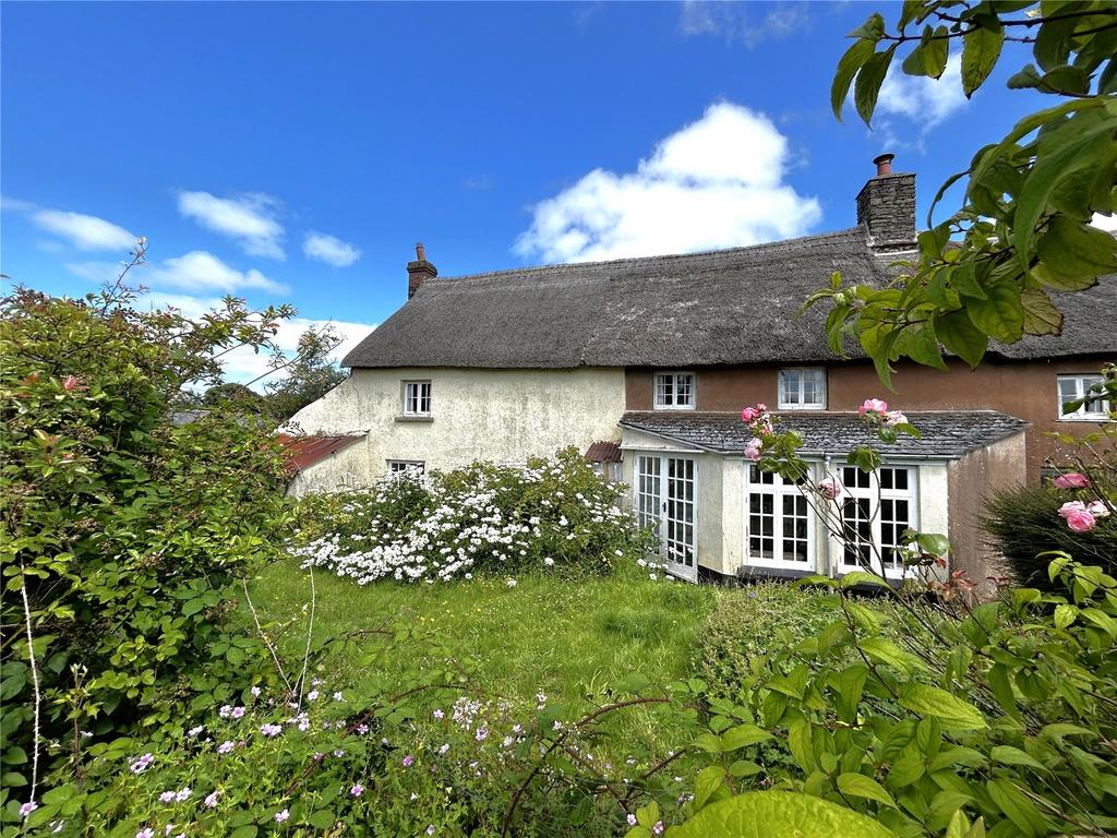 Kings Nympton, Umberleigh, Devon, EX37 4 bed semi-detached house for ...
