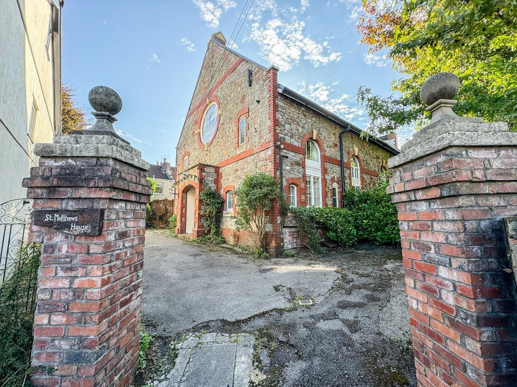 Cowper Street, Bristol BS5 4 bed detached house - £2,350 pcm (£542 pw)