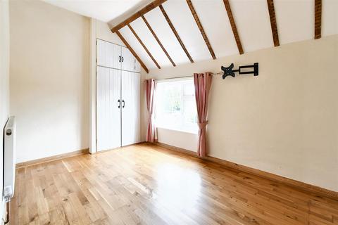 Cottages For Sale In Warwickshire | OnTheMarket
