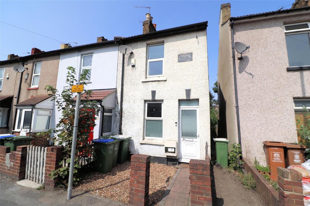 Manor Road, Erith, Kent, DA8 2 bed end of terrace house - £300,000