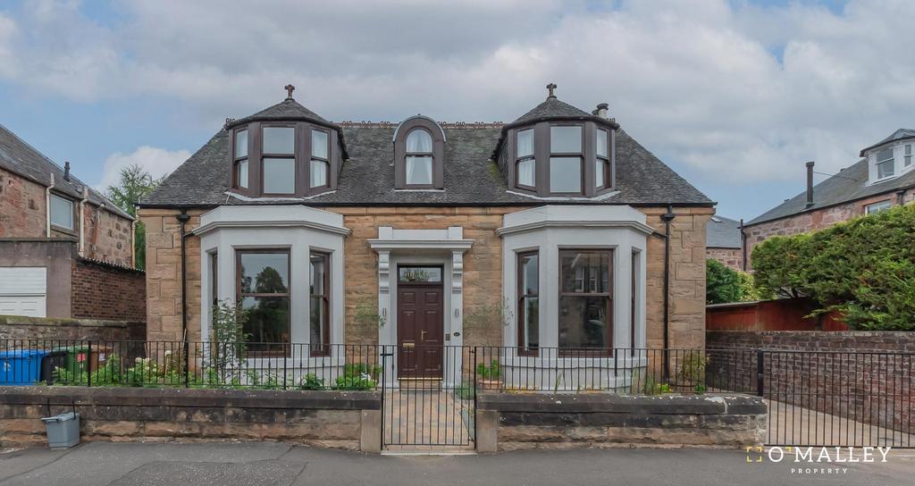 Ludgate, Alloa 5 bed detached house - £399,995