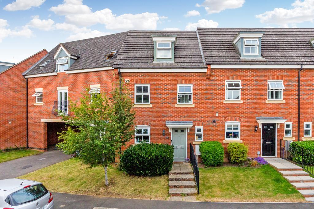 Patenall Way, Higham Ferrers NN10 3 bed terraced house - £269,500