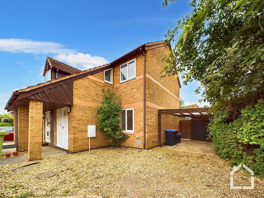 Nutmeg Close, Walnut Tree, MK7 2 bed semi-detached house - £1,250 pcm ...