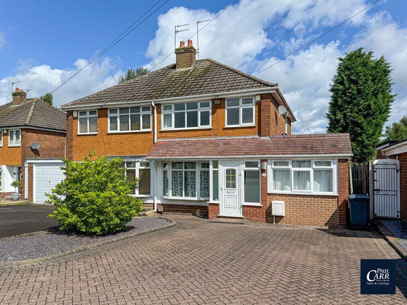 Lambourne Close, Great Wyrley, WS6 6DD 4 bed semi-detached house - £270,000