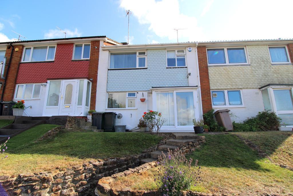 Polzeath Close, Vauxhall Park, Luton... 3 bed terraced house - £285,000