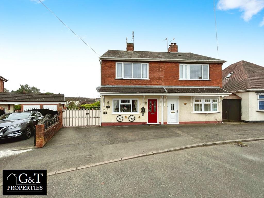Dale House, Brookdale, Dudley 3 bed semi-detached house - £280,000