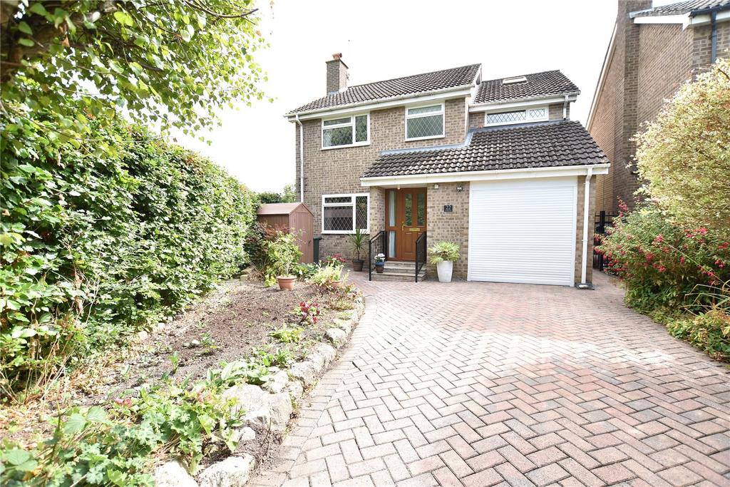 Ashwood, Leeds, West Yorkshire 4 bed detached house - £385,000