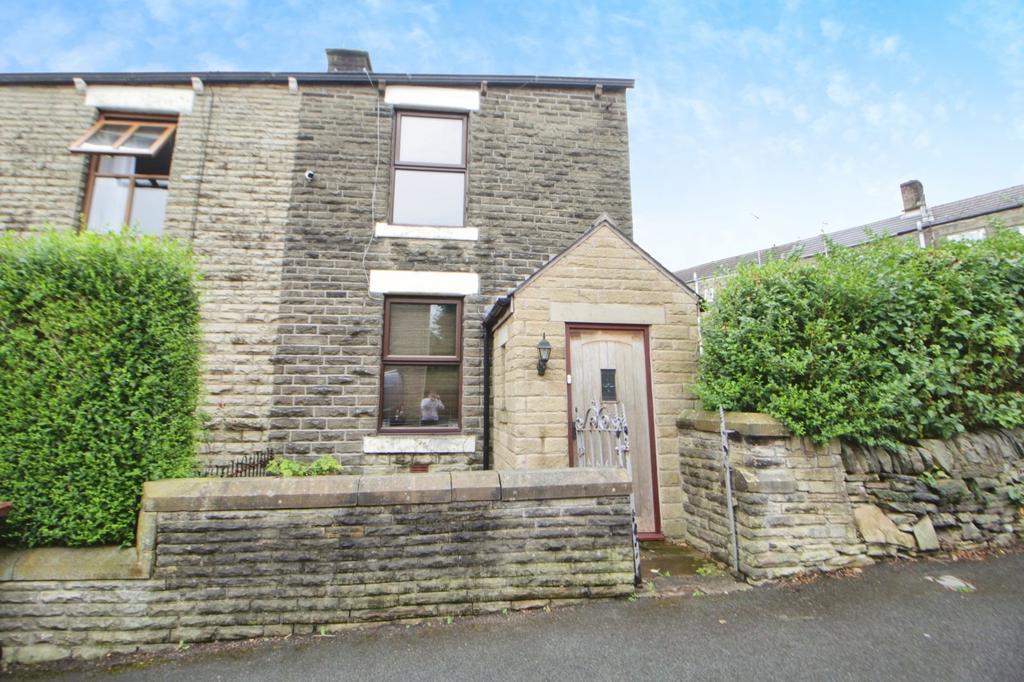 St. Marys Road, Derbyshire SK13 3 bed semi-detached house - £250,000
