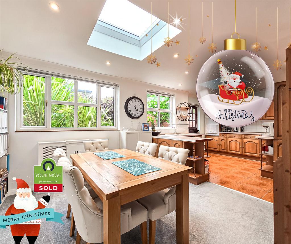 Dunblane Road, London SE9 3 bed semi-detached house - £550,000
