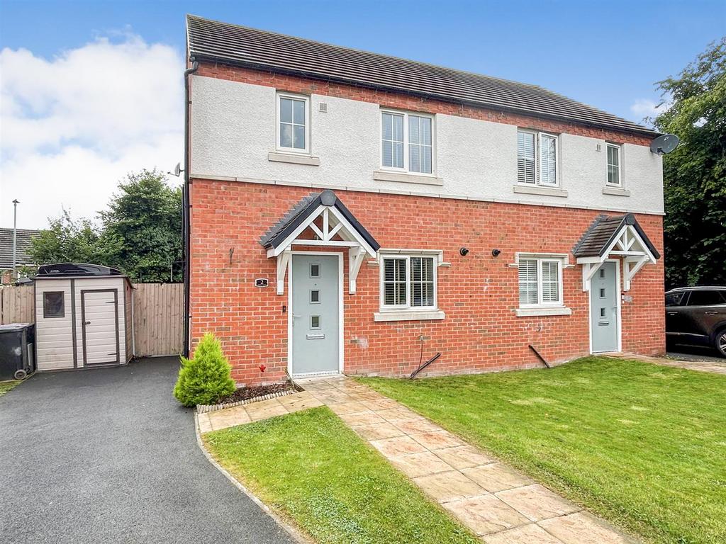 Lovett Place, Gobowen, Oswestry 3 bed semi-detached house for sale - £ ...